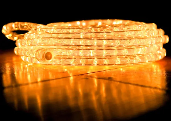 An Easy Step-by-Step Guide to Hanging Rope Lights – Ollny